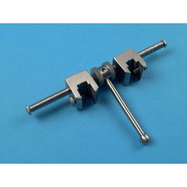 Gerster Retractor for davit Lowman, 15 cm Holtex for £183.32