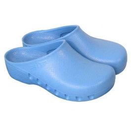 Light blue unperforated surgical clogs Mediplog for £0.00